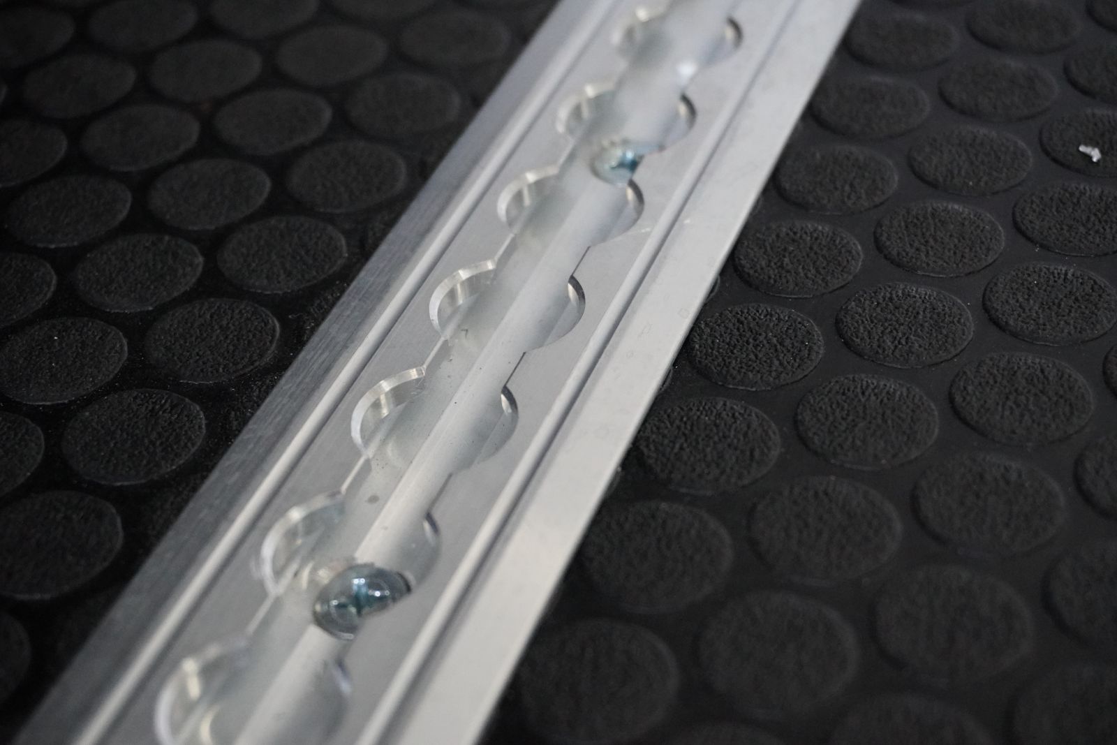 2025-ATC-Trailers-ROM-450-24′-WITH-PREMIER-PACKAGE!-8.5’-x-24’—5.2k ...