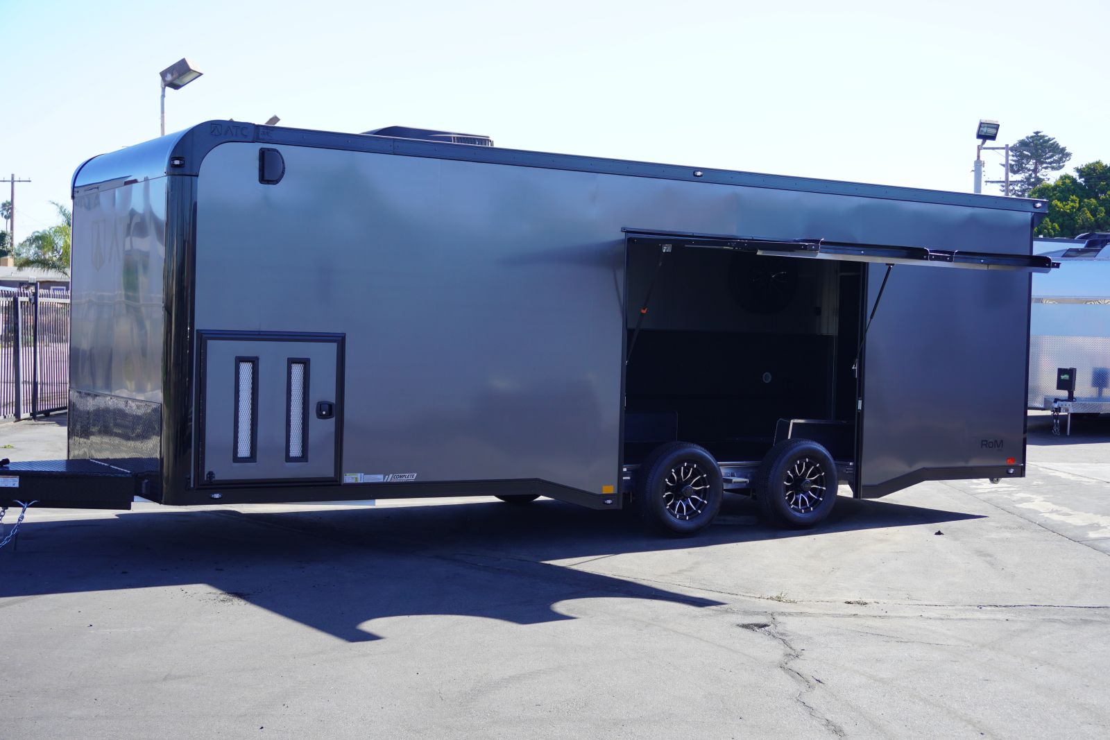 2025-ATC-Trailers-ROM-450-24′-WITH-PREMIER-PACKAGE!-8.5’-x-24’—5.2k ...